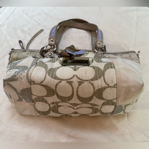 Coach | Bags | Coach 6732 Poppy Silver Metallic Rocker Shoulder Bag ...